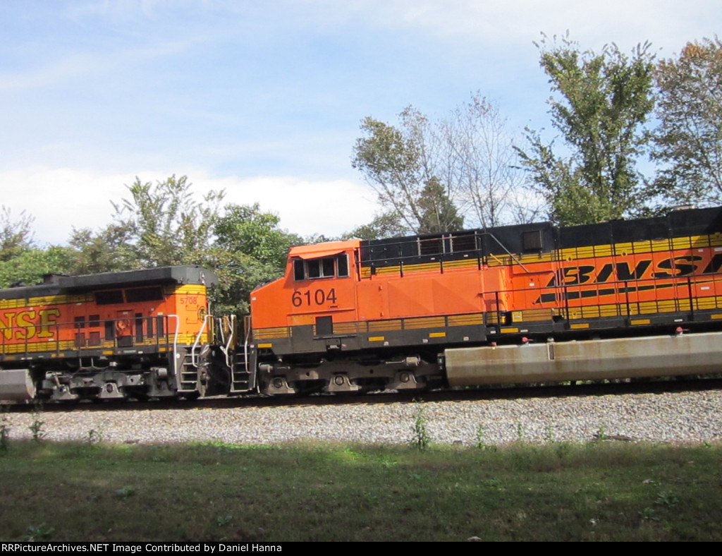 BNSF 6104